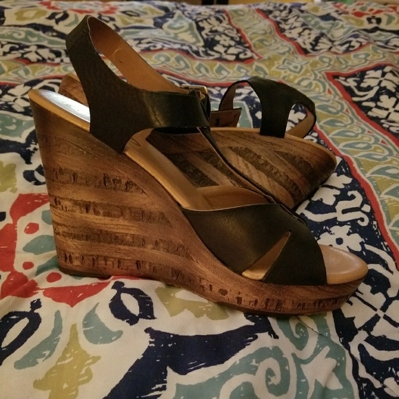 Callisto | Shoes | Callisto Of California Black Wedge Sandals | Poshmark